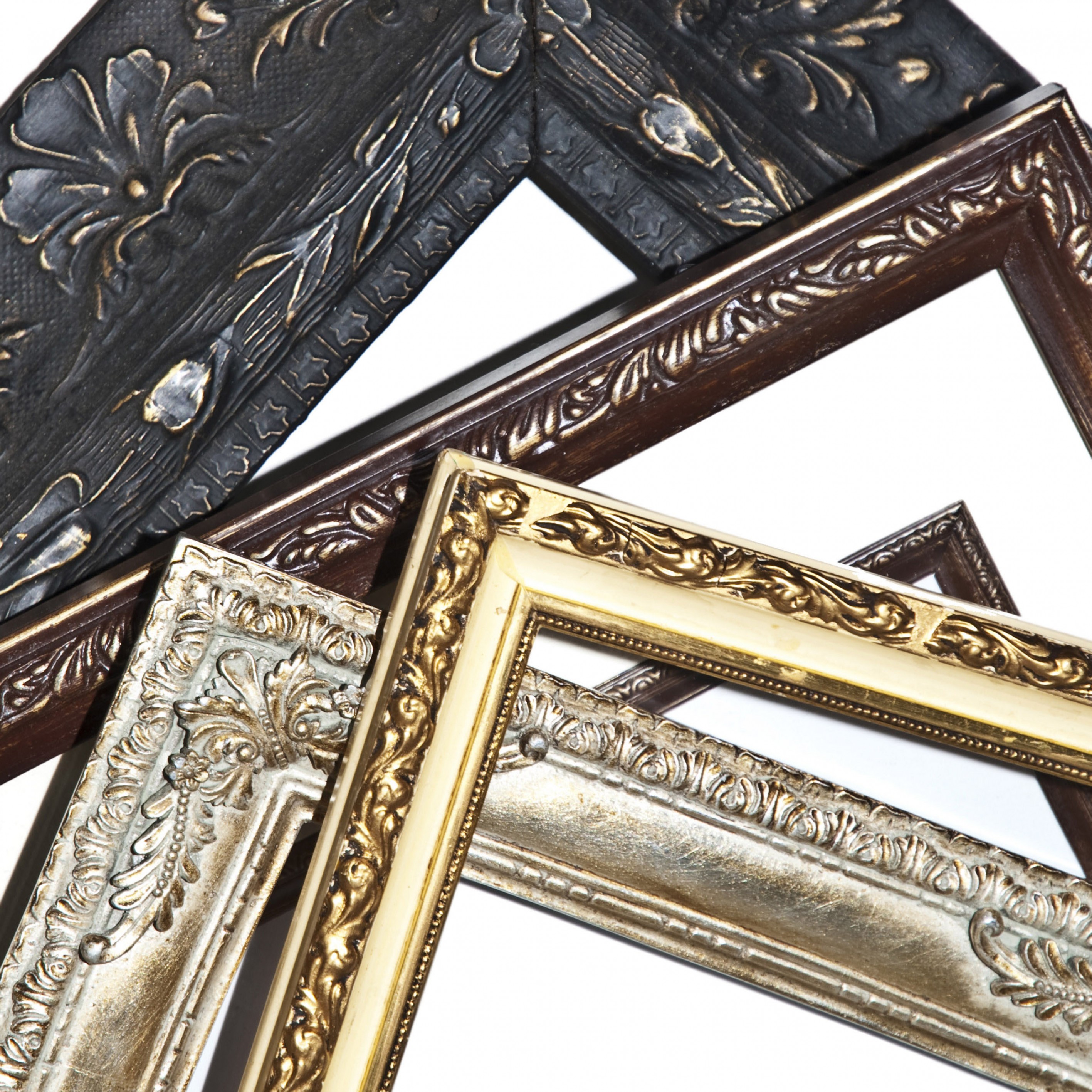 Hidden Television | Framed & Frameless Dielectric Mirror TV