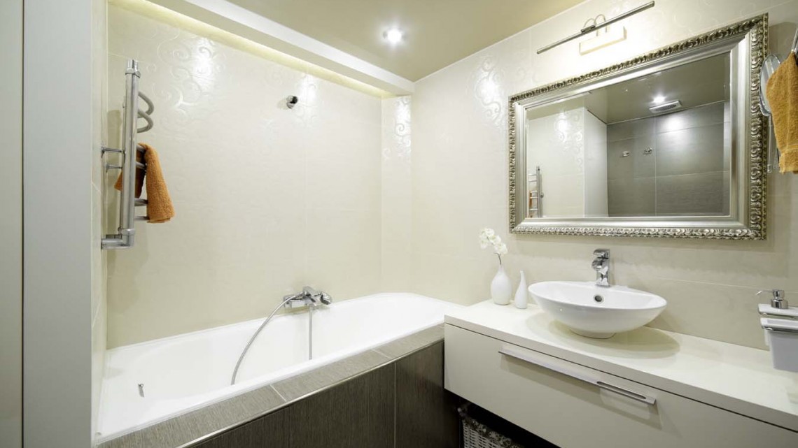 Hidden Television | Framed & Frameless Dielectric Mirror TV